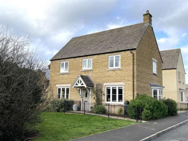 4 Bedroom Detached House