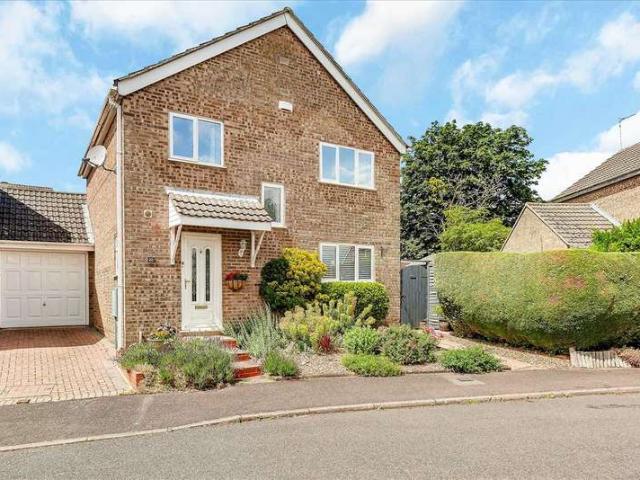 4 Bedroom Detached House