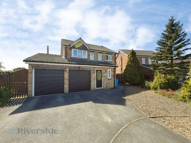 4 Bedroom Detached House