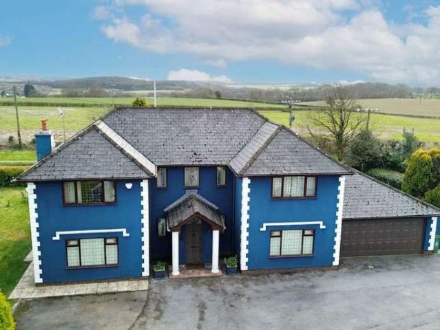 4 Bedroom Detached House