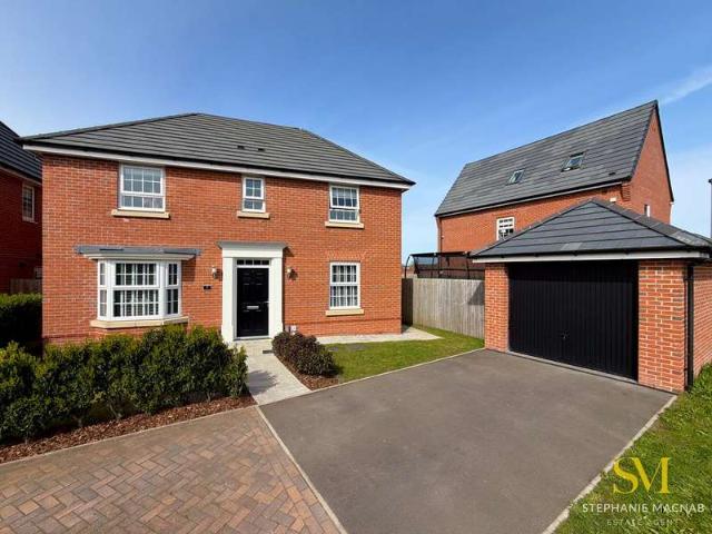 4 Bedroom Detached House