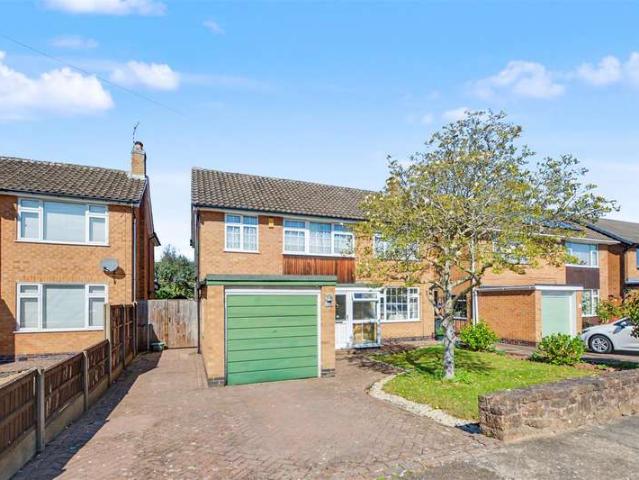 4 Bedroom Detached House