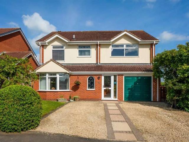 4 Bedroom Detached House