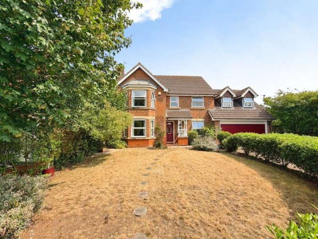 4 Bedroom Detached House