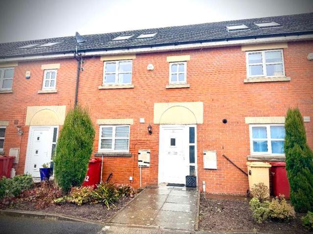 4 Bedroom Terraced House
