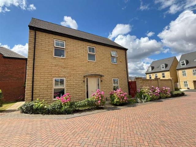 4 Bedroom Detached House