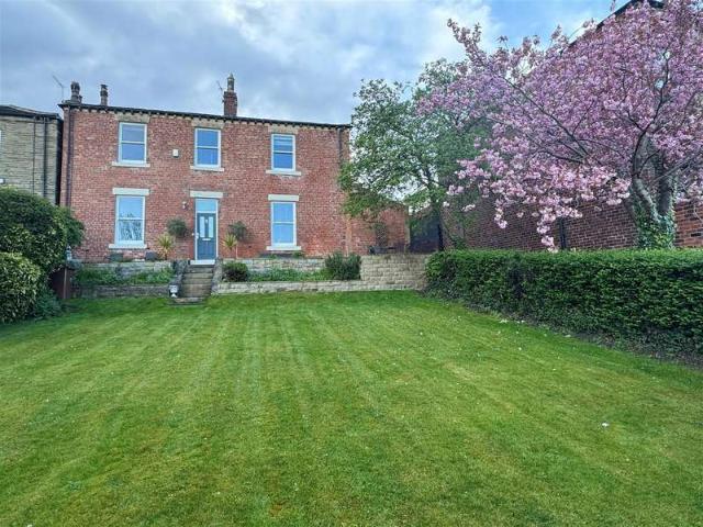 4 Bedroom Detached House