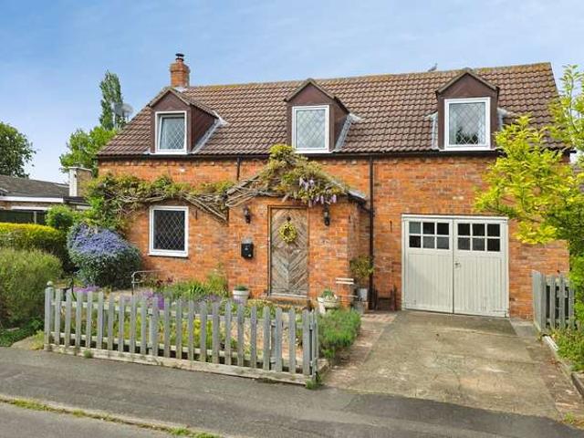 4 Bedroom Detached House