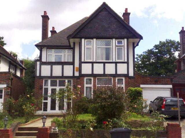 4 Bedroom Detached House