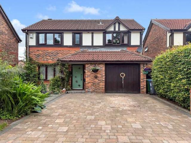 4 Bedroom Detached House