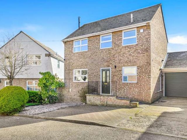 4 Bedroom Detached House