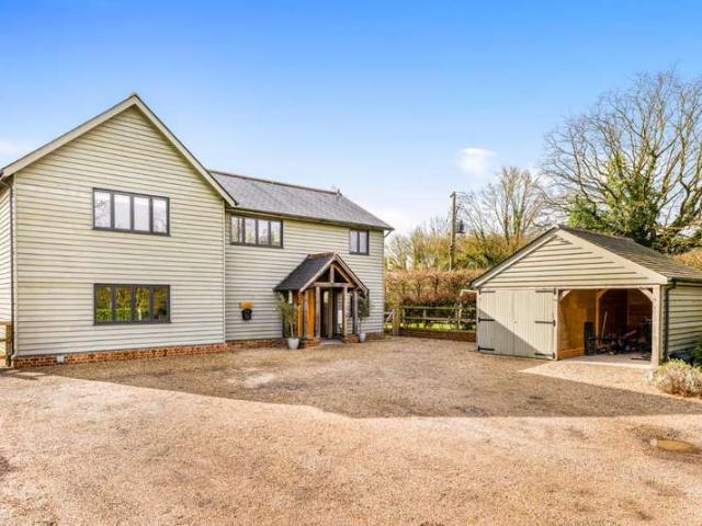 4 Bedroom Detached House