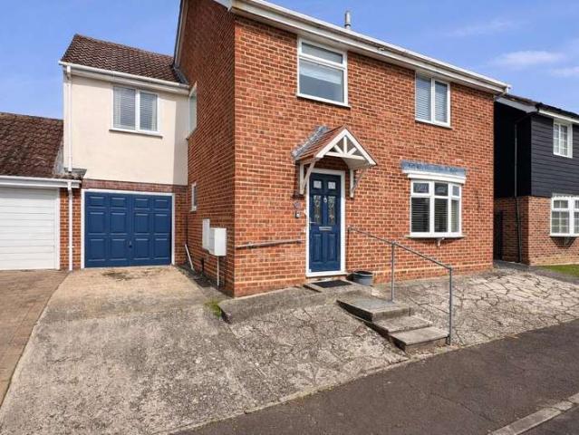 4 Bedroom Detached House