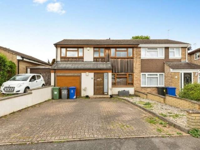 4 Bedroom Detached House