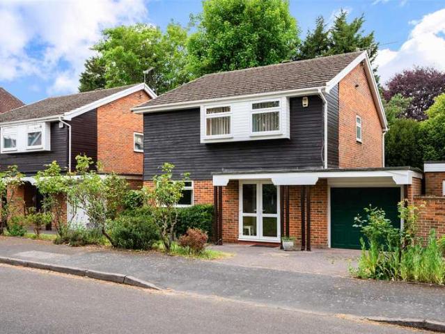 4 Bedroom Detached House