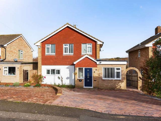 4 Bedroom Detached House