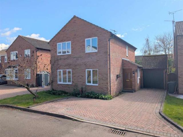 4 Bedroom Detached House
