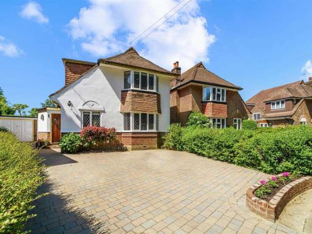 4 Bedroom Detached House