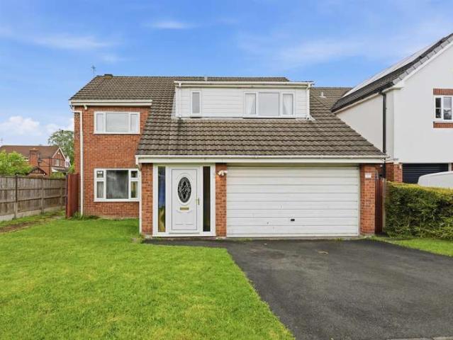 4 Bedroom Detached House