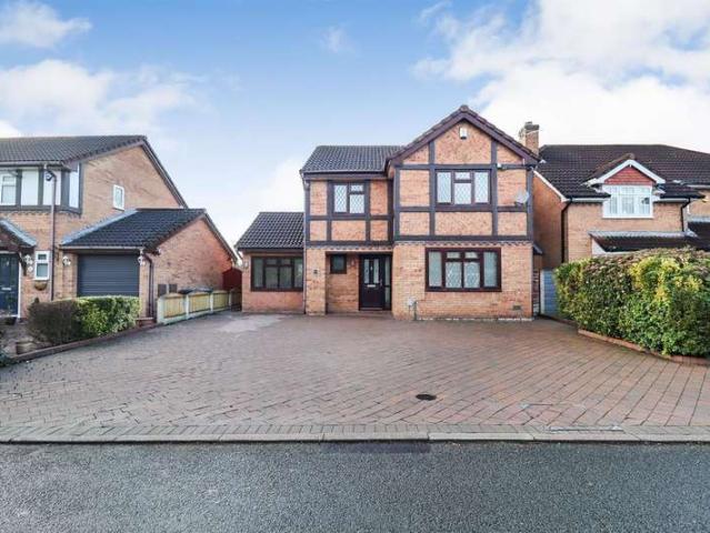 4 Bedroom Detached House