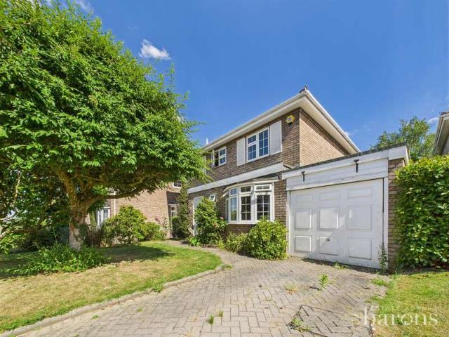 4 Bedroom Detached House
