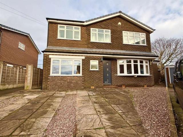 4 Bedroom Detached House