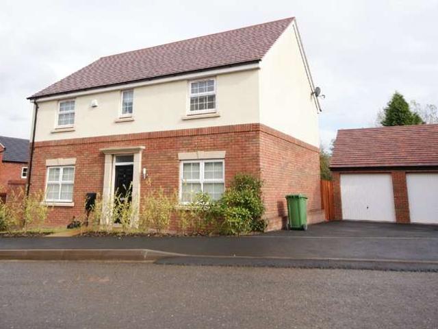 4 Bedroom Detached House