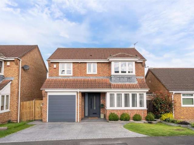 4 Bedroom Detached House