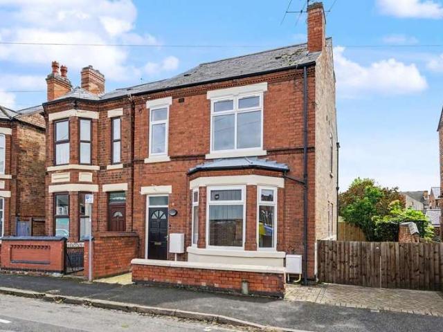 4 Bedroom Detached House