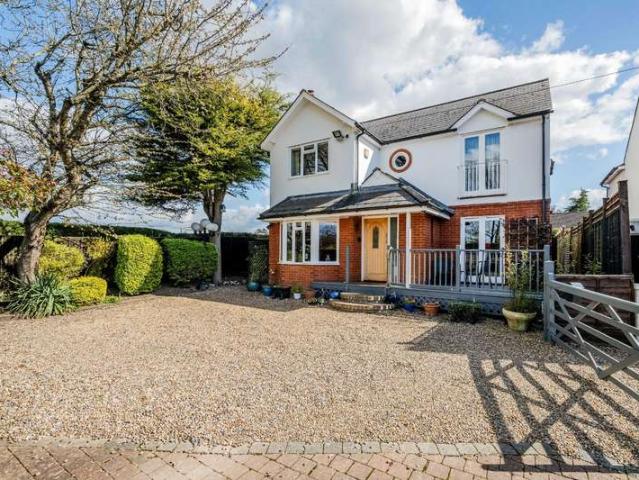 4 Bedroom Detached House