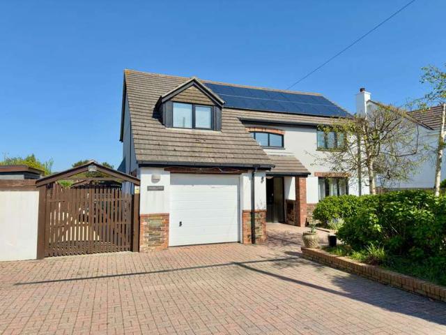 4 Bedroom Detached House