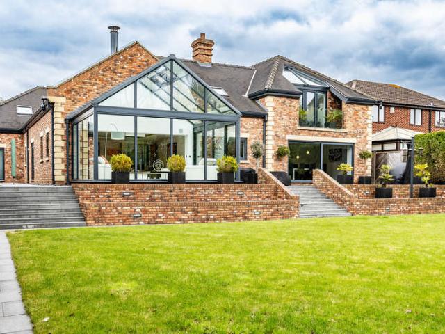 4 Bedroom Detached House