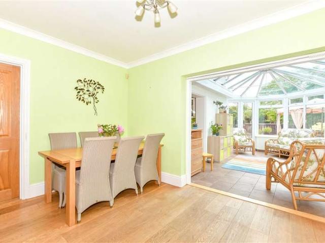 4 Bedroom Detached House