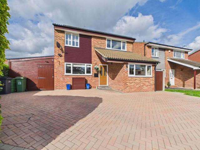 4 Bedroom Detached House