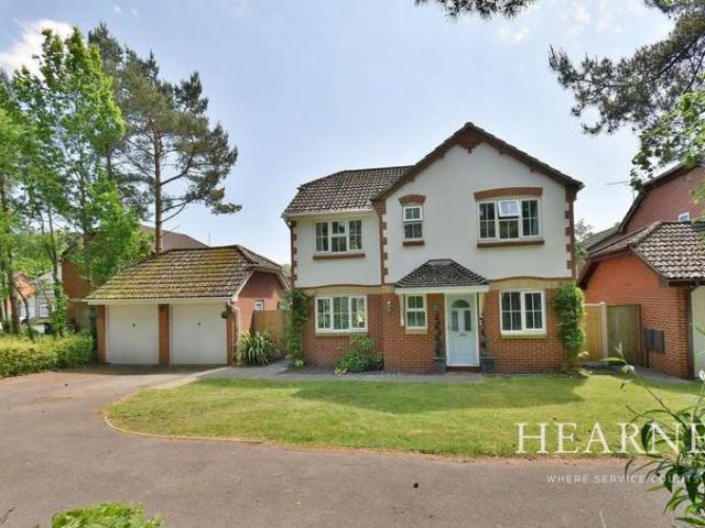4 Bedroom Detached House
