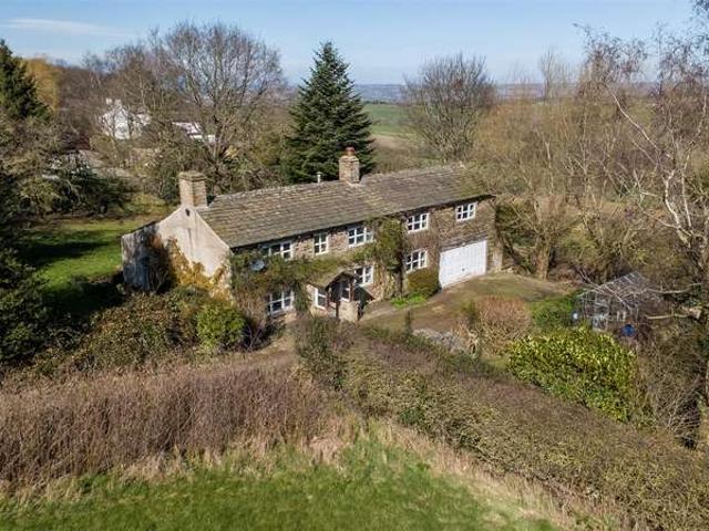 4 Bedroom Detached House