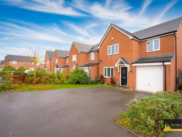 4 Bedroom Detached House
