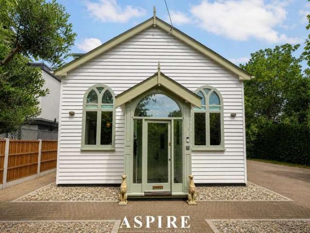 4 Bedroom Detached House