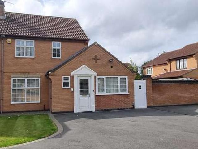 4 Bedroom Detached House