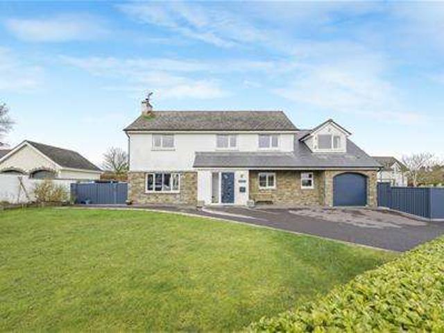 4 Bedroom Detached House