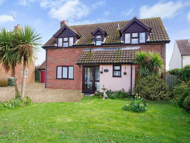 4 Bedroom Detached House