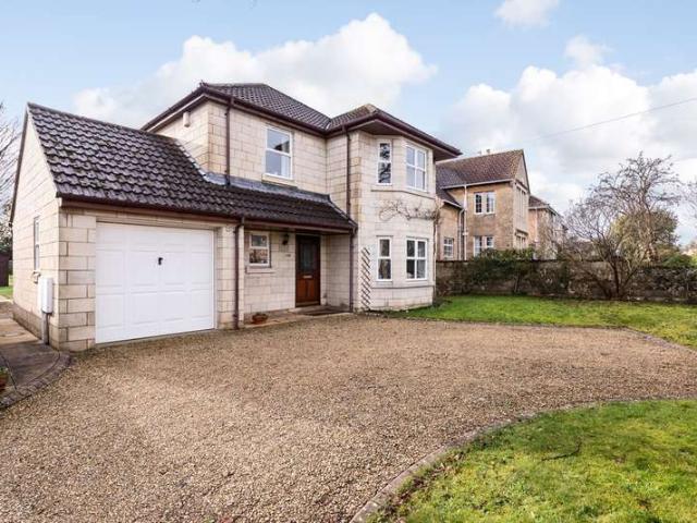 4 Bedroom Detached House