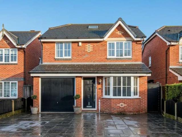 4 Bedroom Detached House