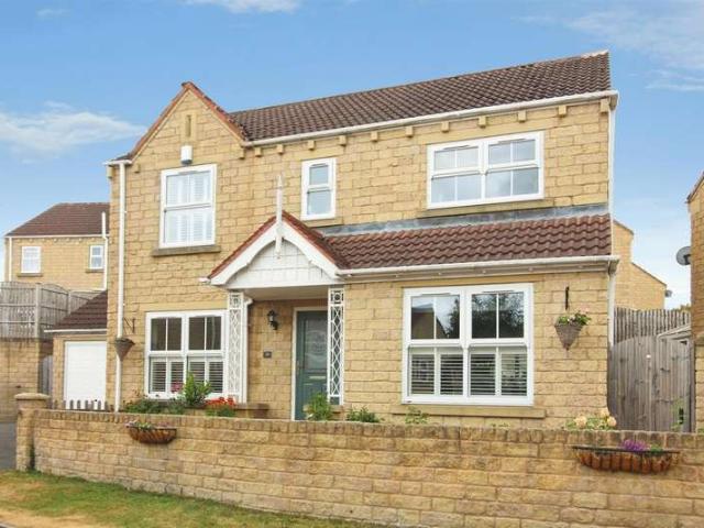 4 Bedroom Detached House