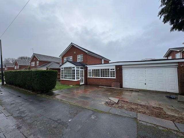 4 Bedroom Detached House