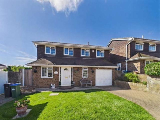 4 Bedroom Detached House