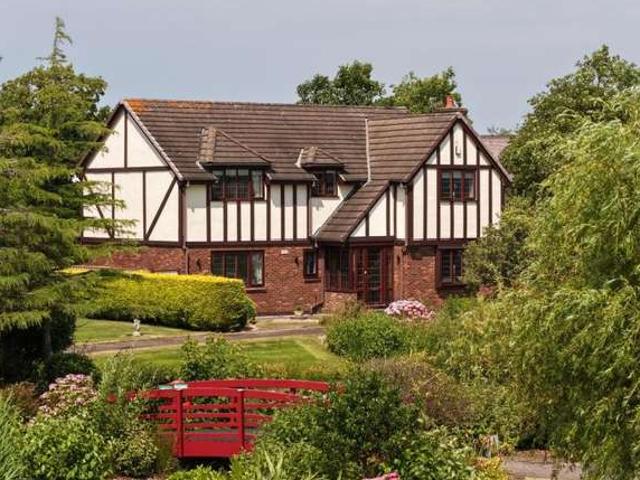 4 Bedroom Detached House