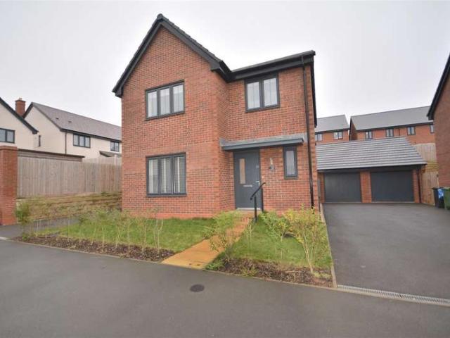 4 Bedroom Detached House