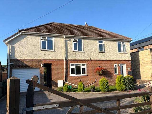 4 Bedroom Detached House