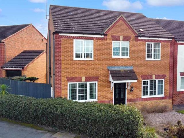 4 Bedroom Detached House